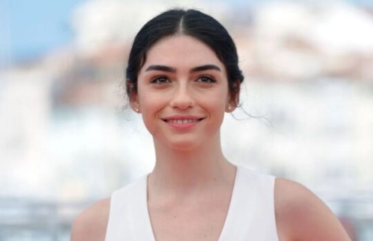 Hazar Ergüçlü Kimdir | İnci Taneleri Dizisinin Dilber’i