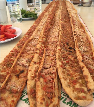 1 Etli Ekmek Kaç Kalori? Etli Ekmek Nasıl Yapılır?