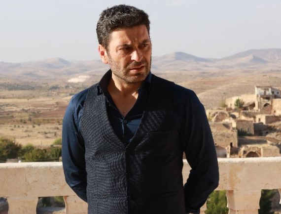 Ozan Akbaba Kimdir | Uzak Şehir Oyuncuları Arasında Yer Alan Ozan ...