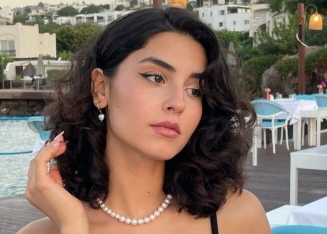 Rojbin Erden Kimdir | Yabani Dizisi Asi Rojbin Erden Kaç Yaşında?